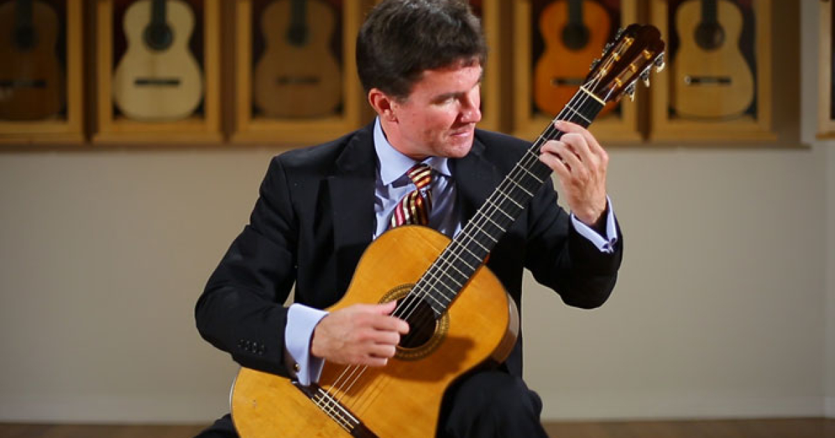 Peter Fletcher plays 1957 Manuel Velazquez