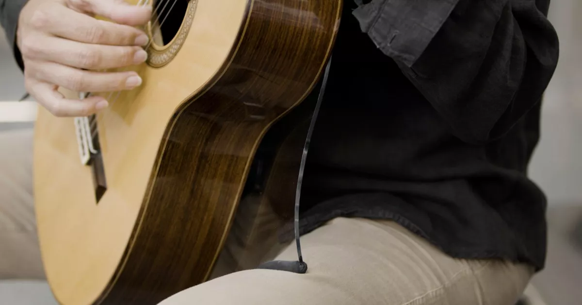 Embracing Guitar Ergonomic Support