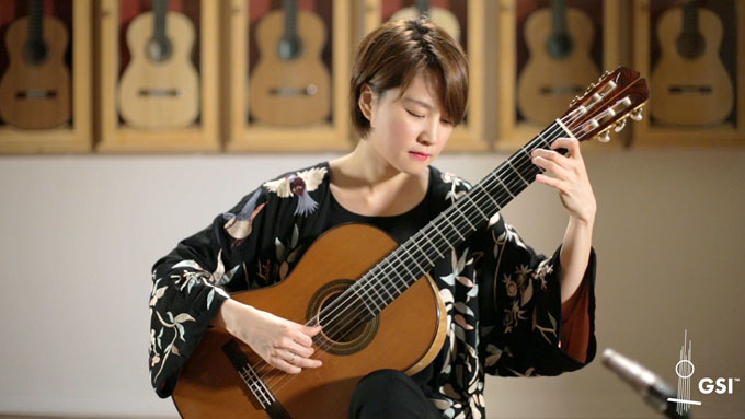 Yenne Lee plays Magic Flute